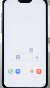 26 Home Screen Decor Ideas: Digital Wallpaper & Tech Styling